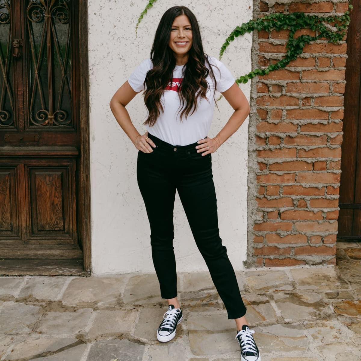 Staples for your fall outfits & my waist-defining t-shirt hack! - Mint ...