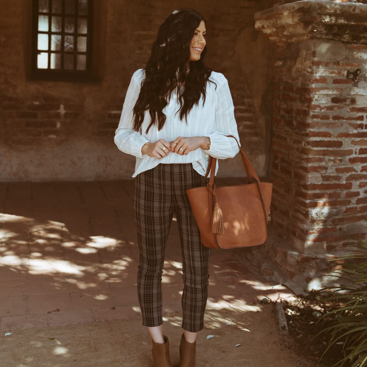 4 pieces of affordable women's clothing that look designer - Mint Arrow