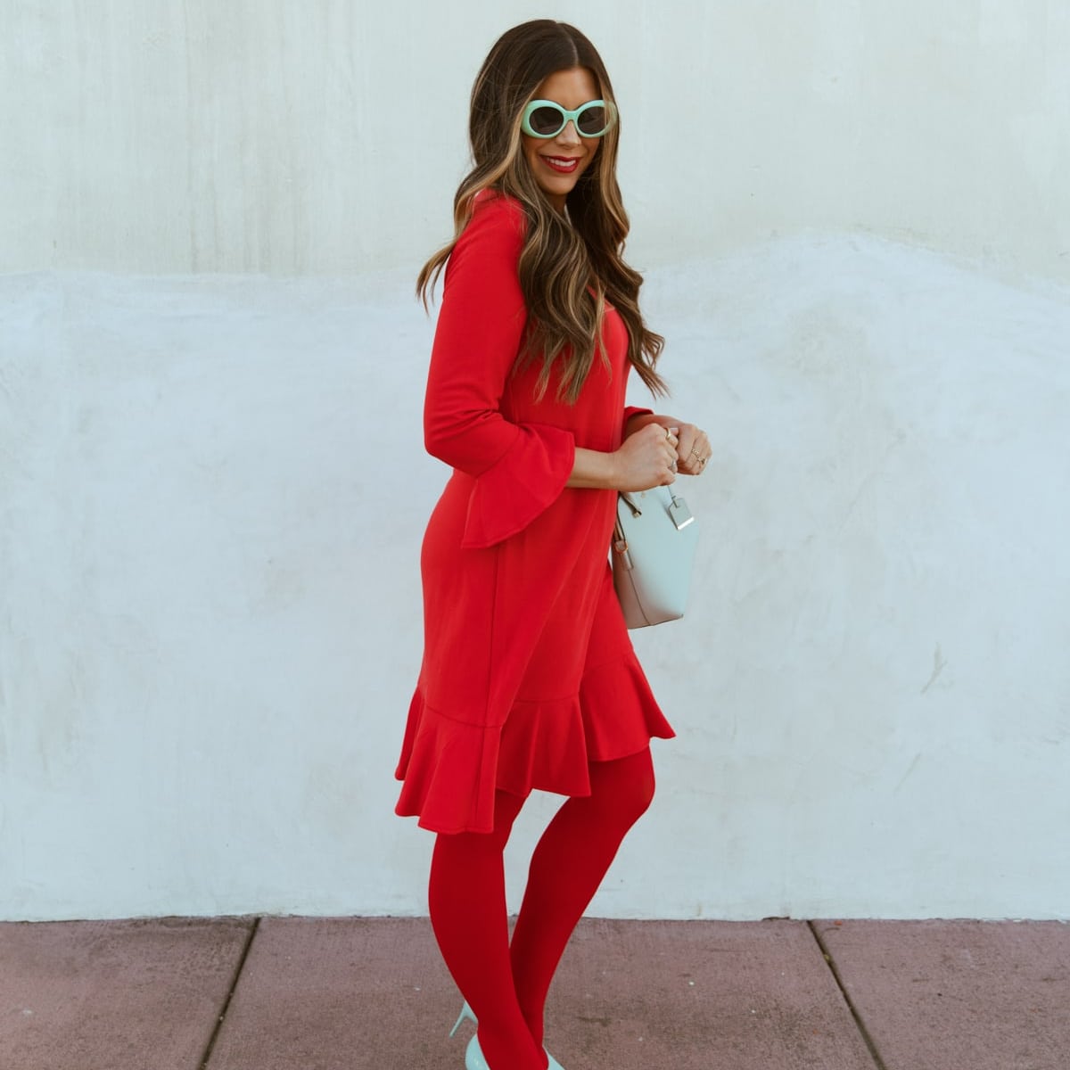 The best women's tights & 6 reasons I love wearing them! - Mint Arrow