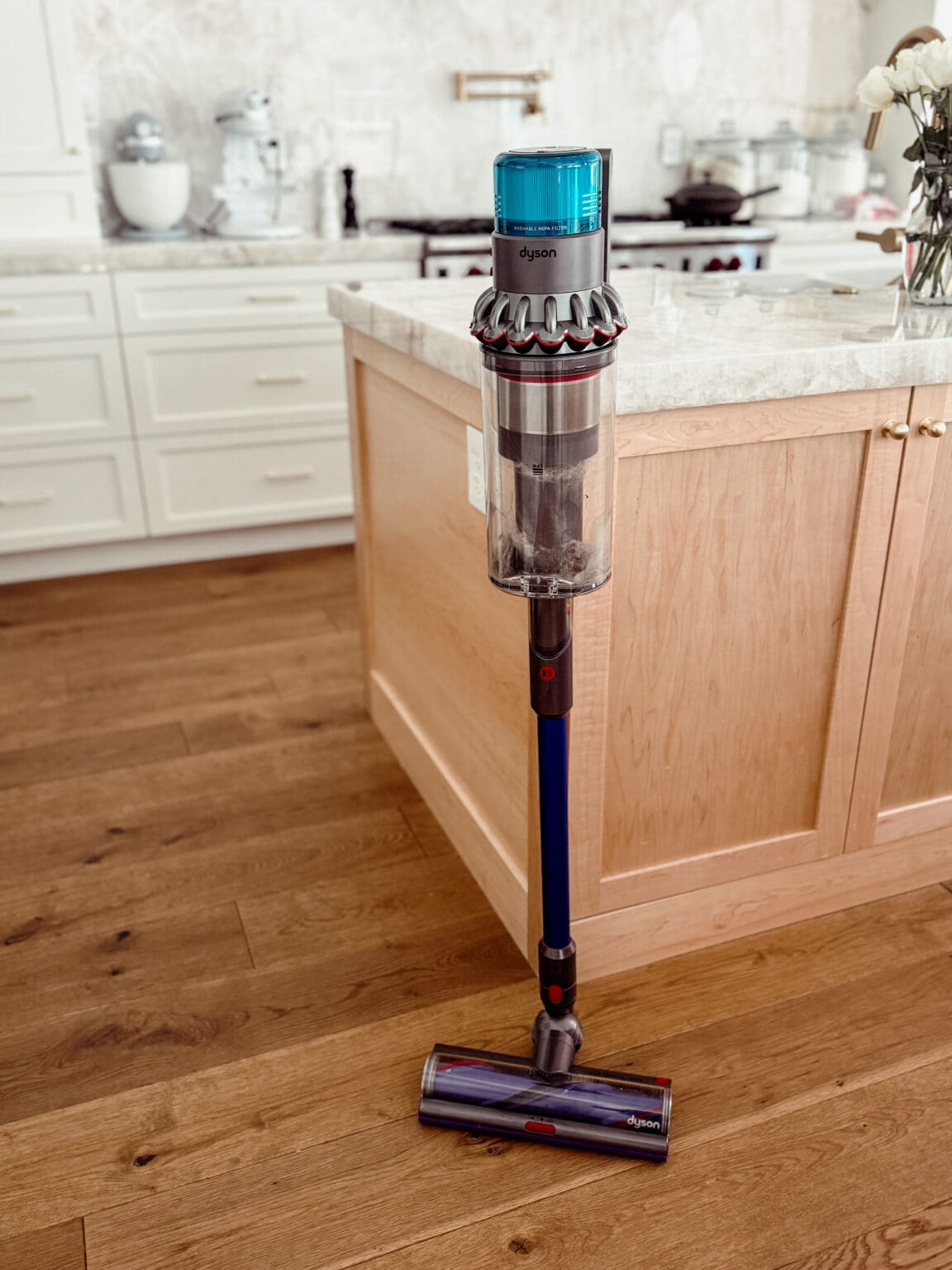 HOT DEAL on Dyson’s newest and strongest vacuum - Mint Arrow