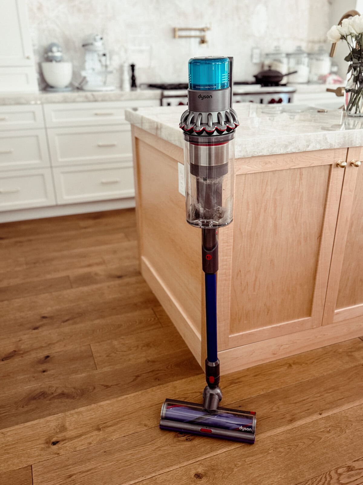 HOT DEAL on Dyson’s newest and strongest vacuum - Mint Arrow